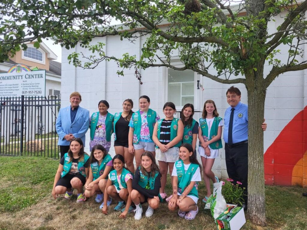 GIRL SCOUTS INSTALL A LITTLE FOOD PANTRY AT LINDENHURST RAINBOW SENIOR ...